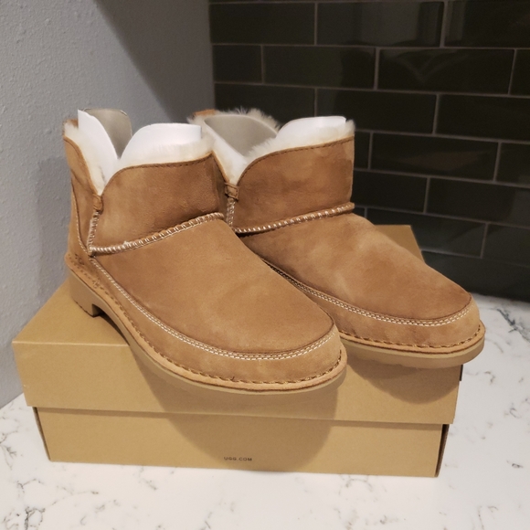 UGG | Shoes | Ugg Melrose Chesnut Boots | Poshmark